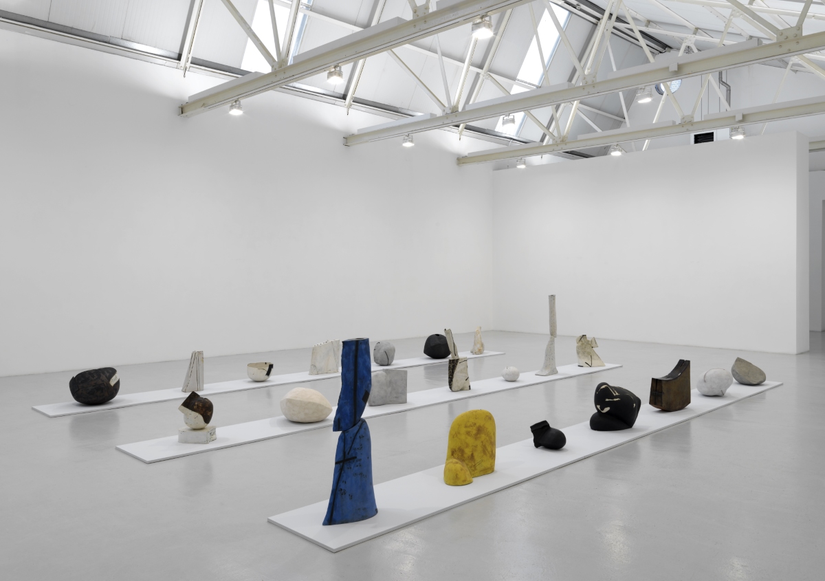 Gordon Baldwin: Works 1971 - 2003 at Corvi-Mora, London - Ceramics Now