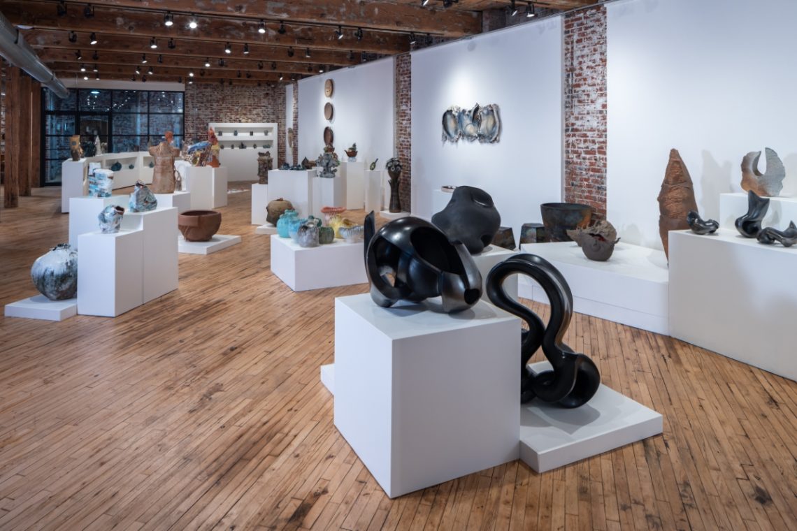 Important Studio Ceramics: 1932-2022 at Moderne Gallery, Philadelphia ...
