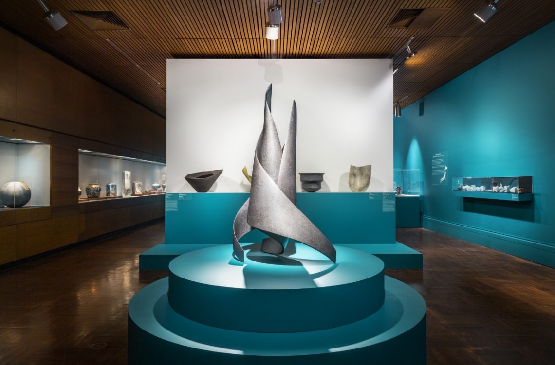 Pure Form: Japanese Sculptural Ceramics at the Art Gallery of South ...