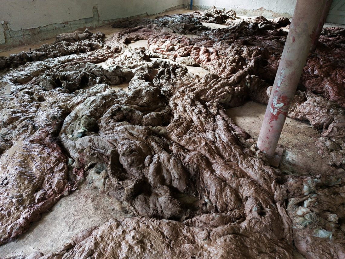 Alexandra Engelfriet: Intertwining, 2022 - Ceramics Now