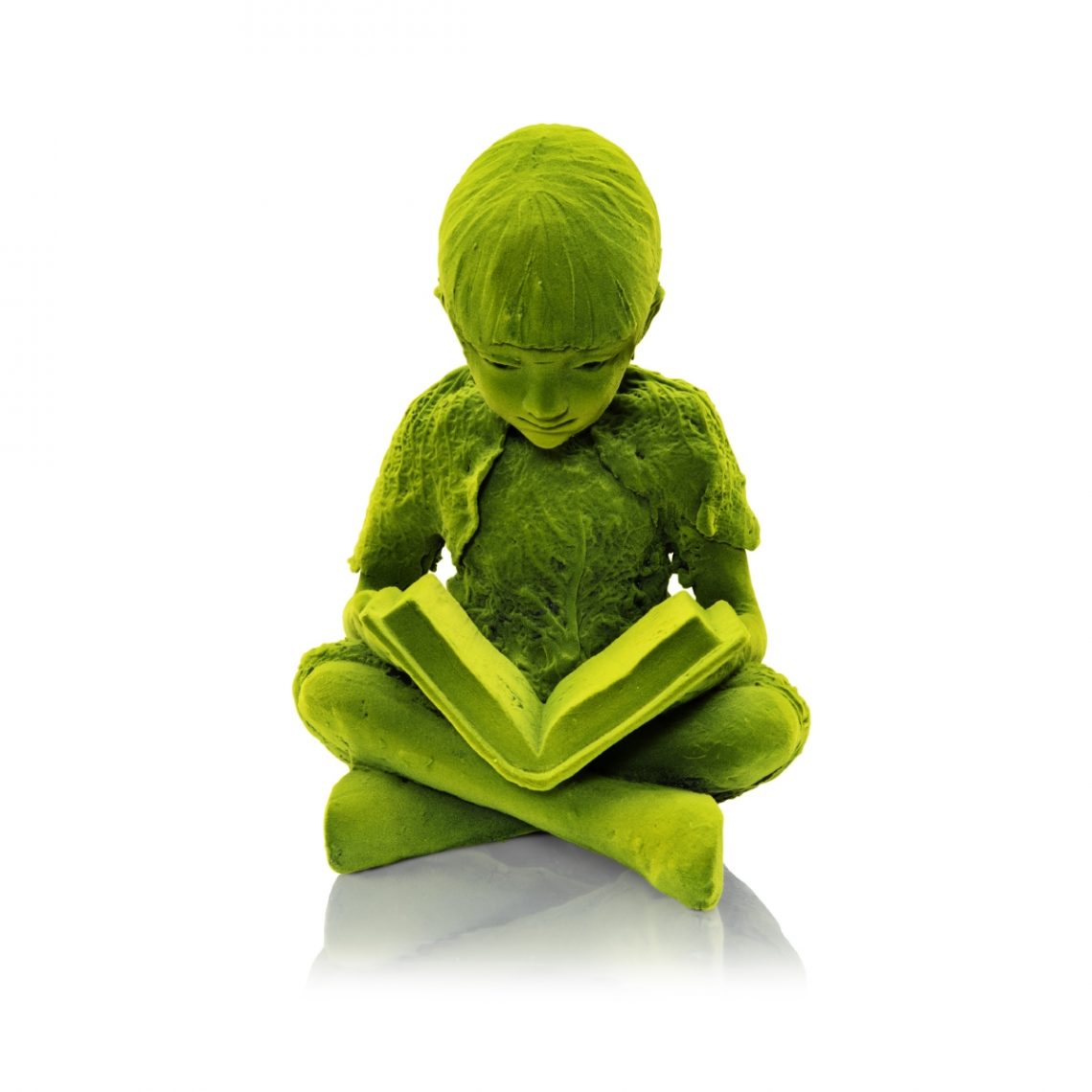 Kim Simonsson: Moss cabbage people at Galerie NeC, Paris - Ceramics Now