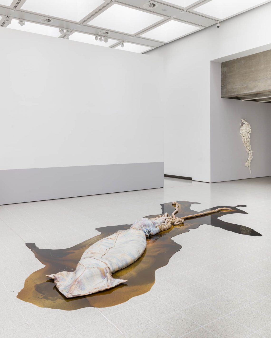 Strange Clay: Ceramics in Contemporary Art at the Hayward Gallery ...