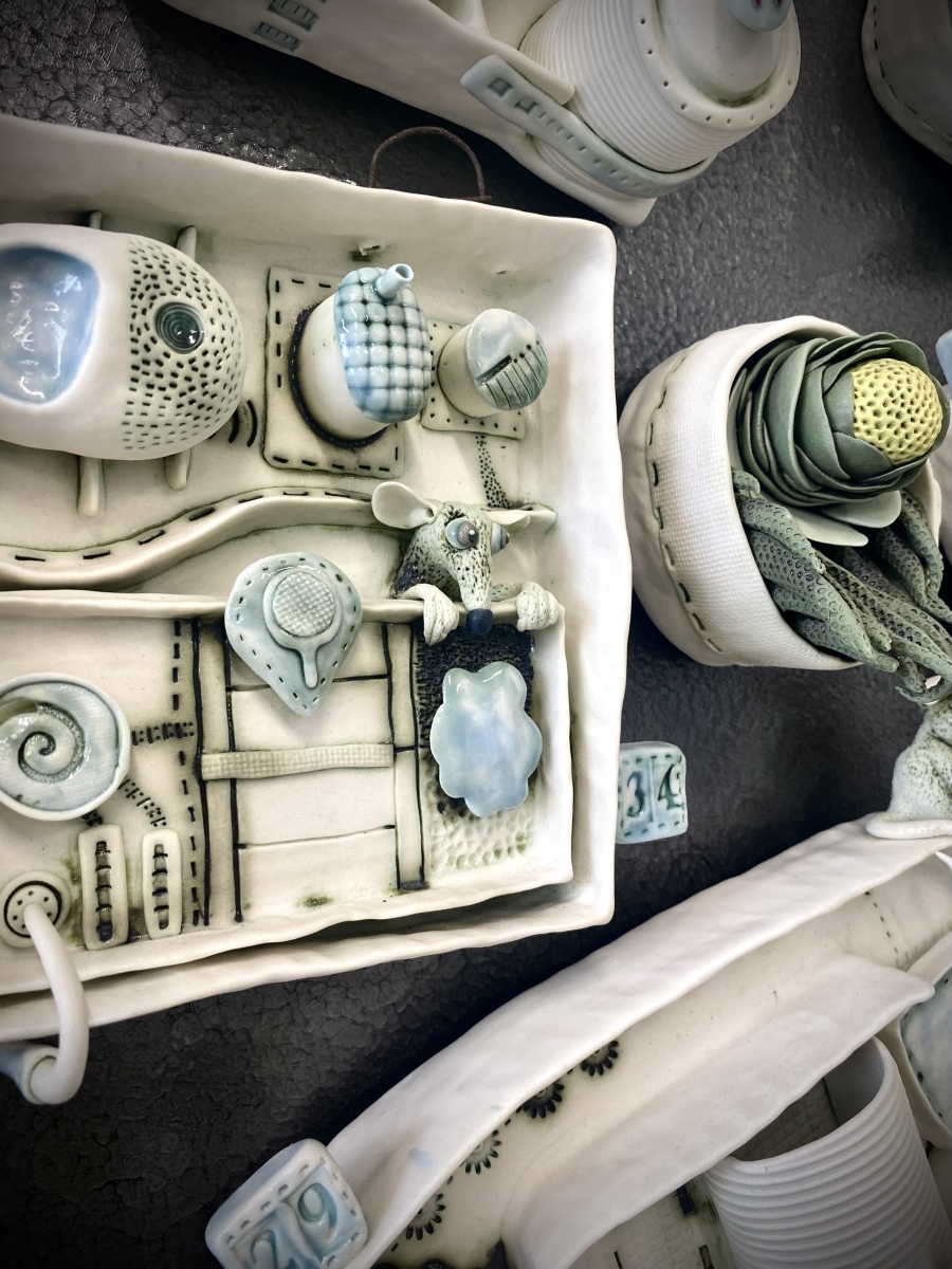 Fleur Schell: Making Room for the Wildlife, 2021 - Ceramics Now