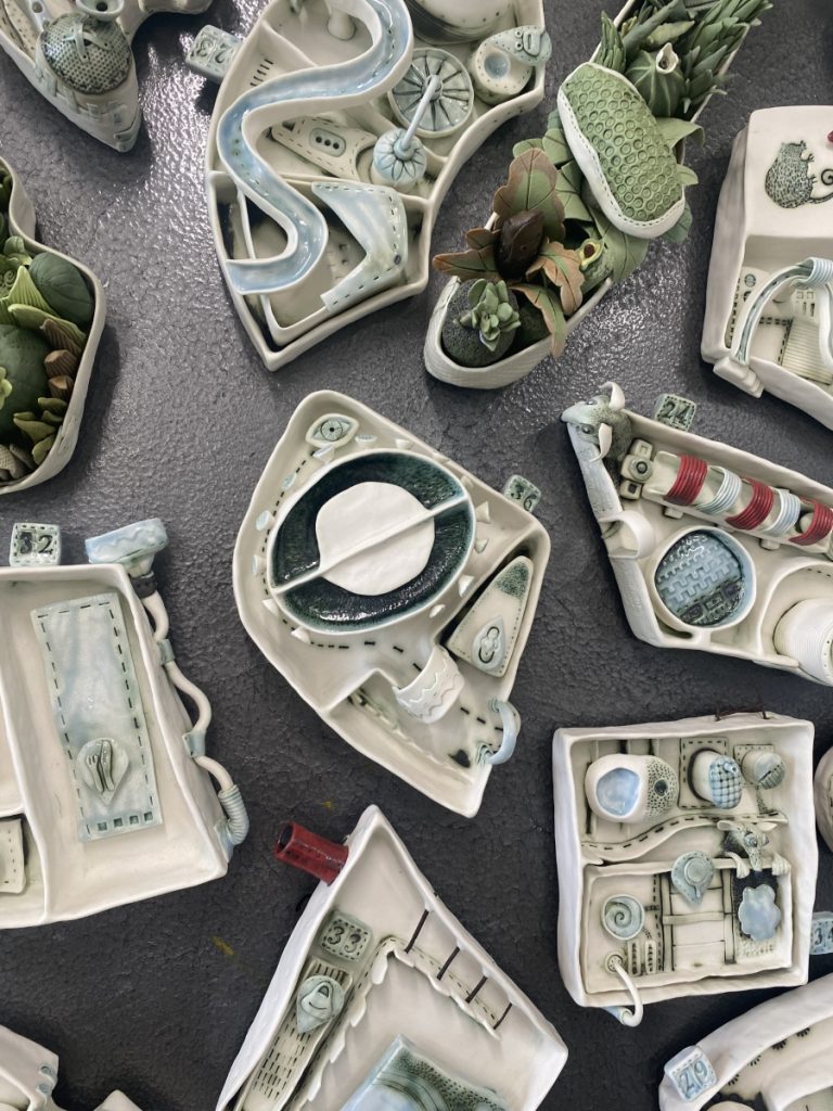 Fleur Schell: Making Room for the Wildlife, 2021 - Ceramics Now