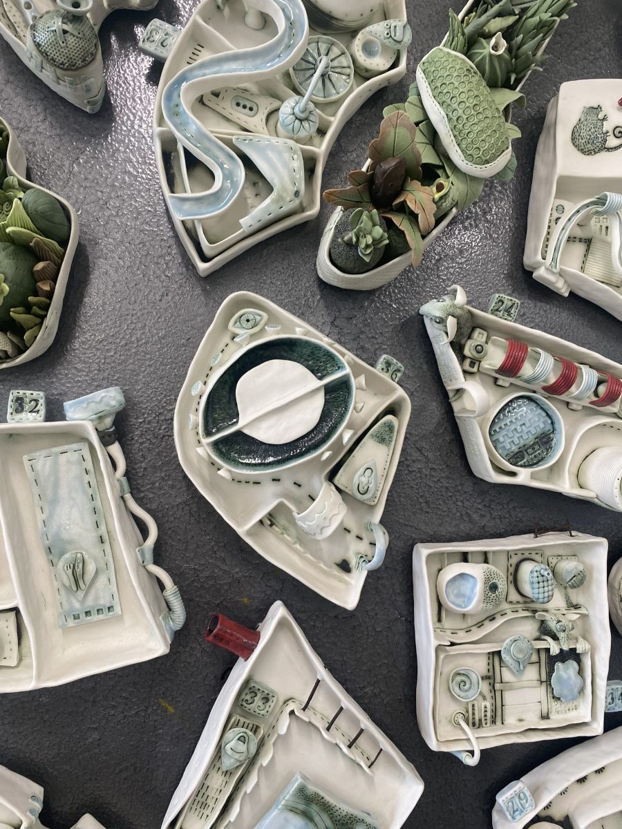 Fleur Schell: Making Room for the Wildlife, 2021 - Ceramics Now