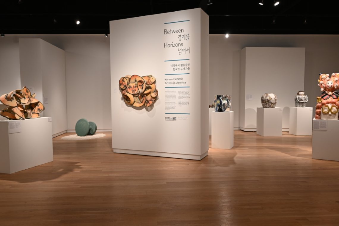 Between Horizons: Korean Ceramic Artists in America at The Clay Studio ...