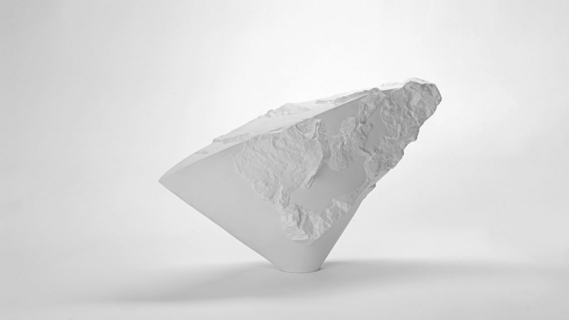 New Stoneware: A Novel Path of Ceramic Art Creation - Ceramics Now