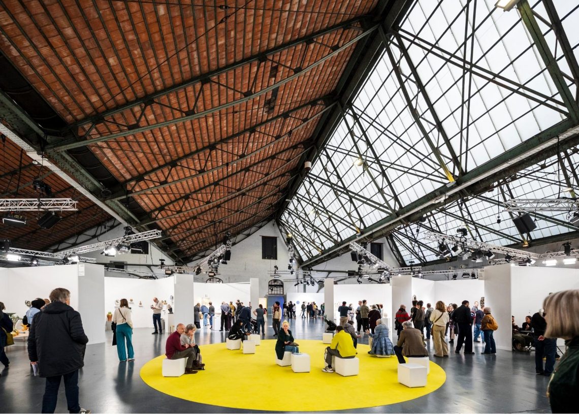 Elizabeth Shriver - Ceramics Now