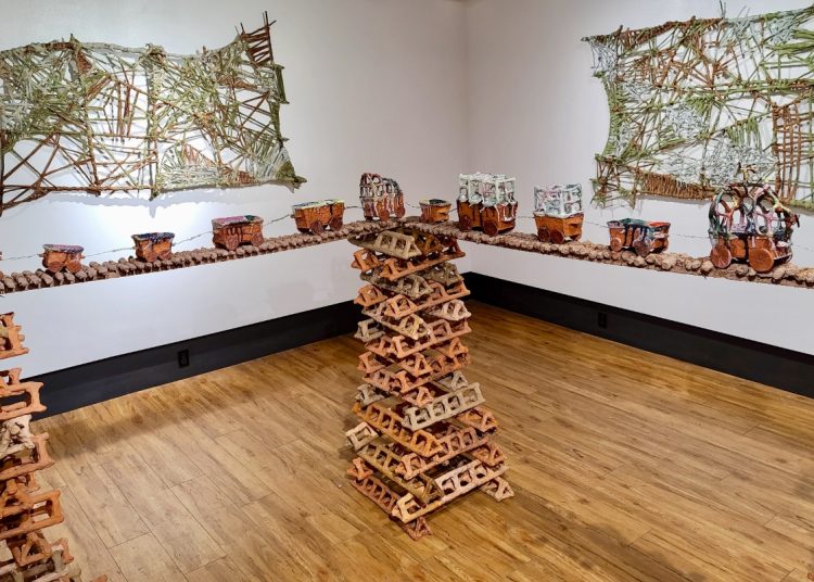 Katie Spragg - Ceramics Now